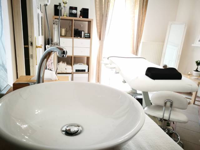 IPL epilace a depilace voskem - Salonbeauty